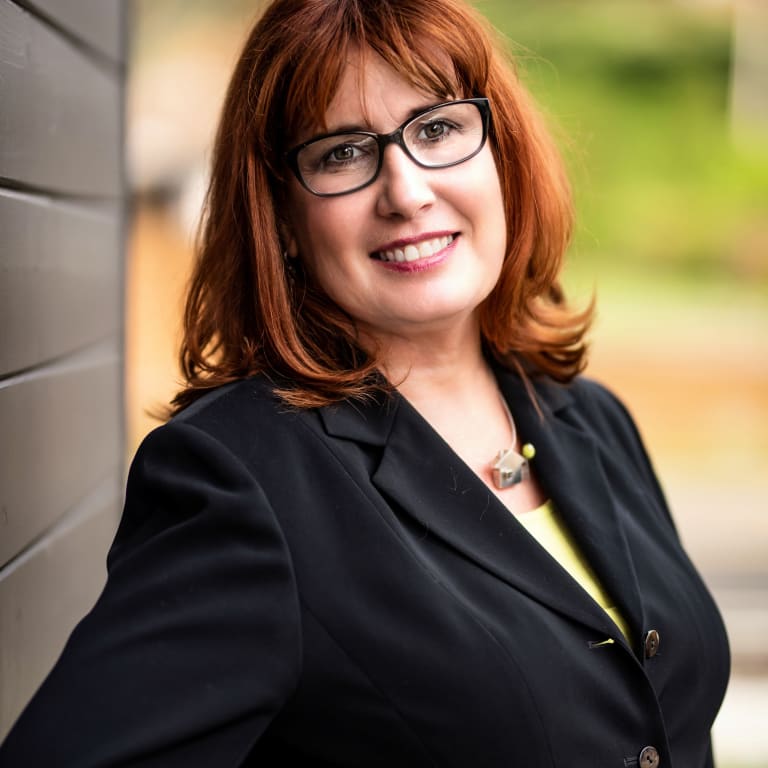 KIM MULLIGAN - Engel & Voelkers Seattle/Eastside