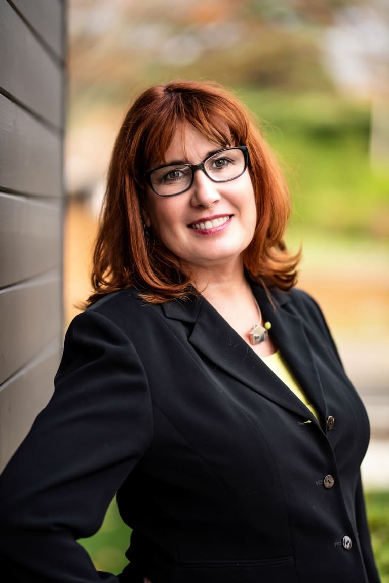 KIM MULLIGAN - Engel & Voelkers Seattle/Eastside