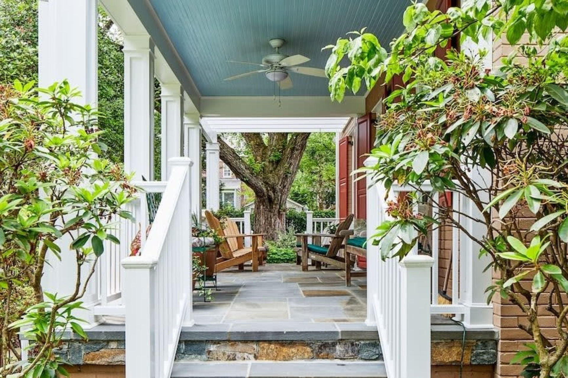 10 Front Porches That Foster Connection