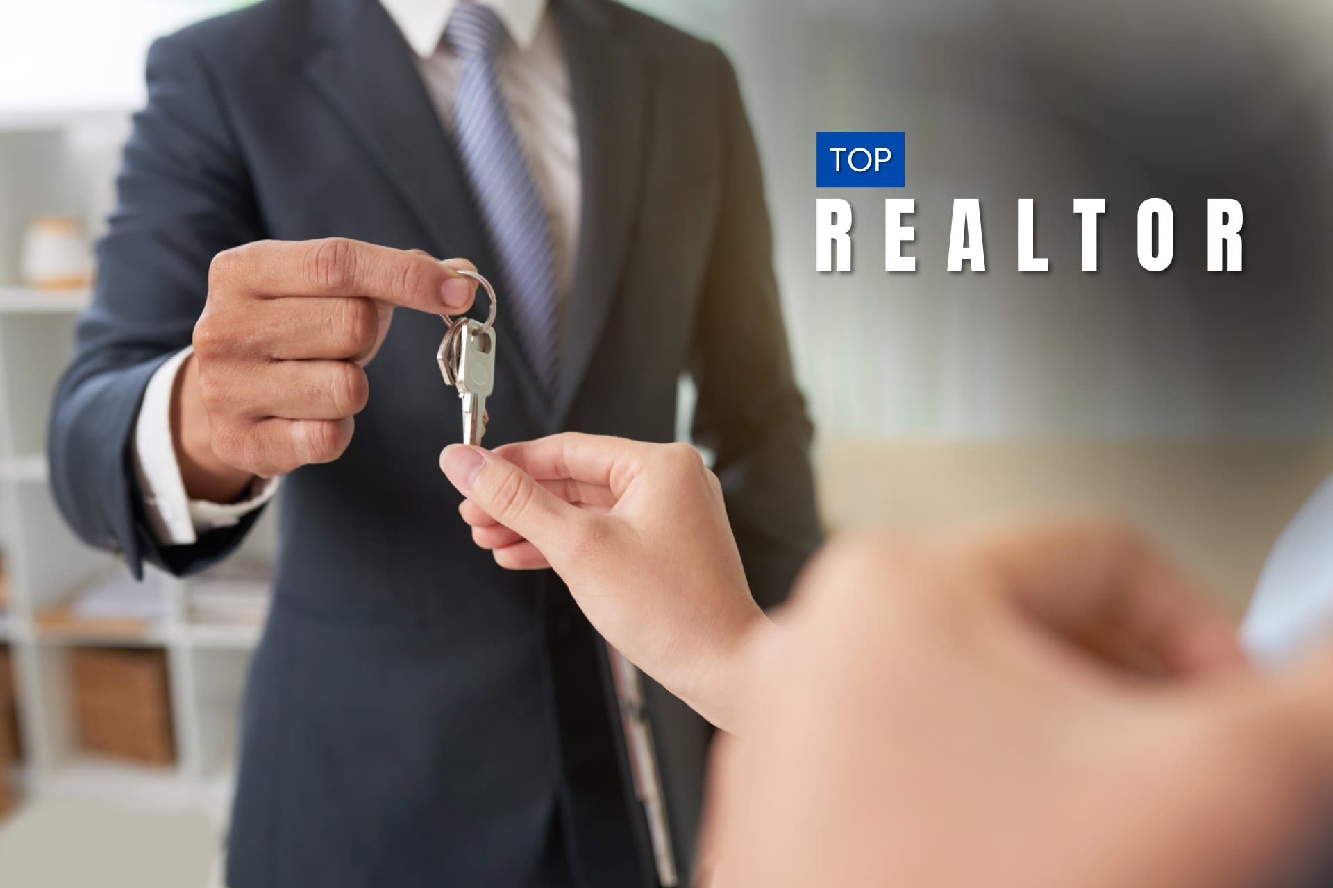 What Makes a Top Realtor Near You? How to Choose the Right One