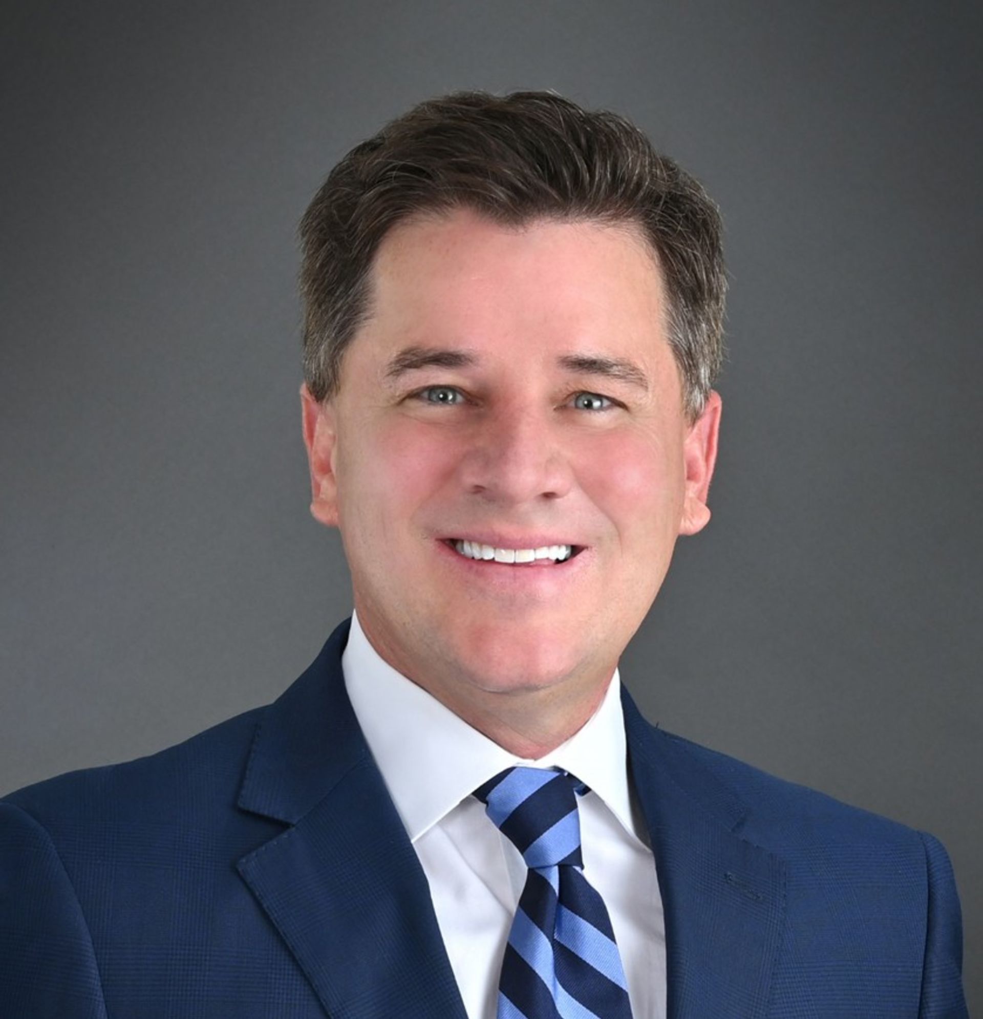 About - Your Luxury Real Estate Expert