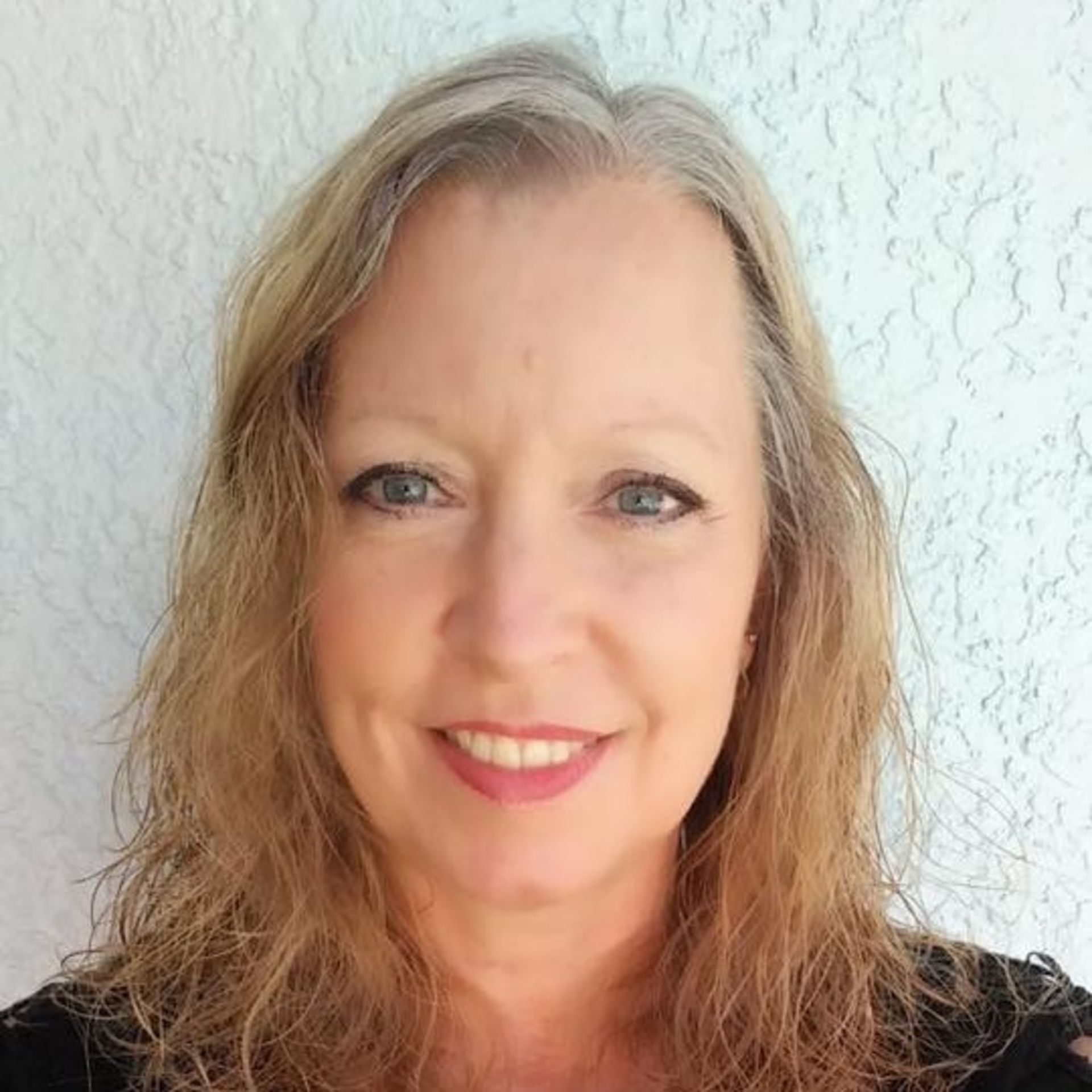 KIMBERLY WHITE - Your Friend in the Real Estate Business