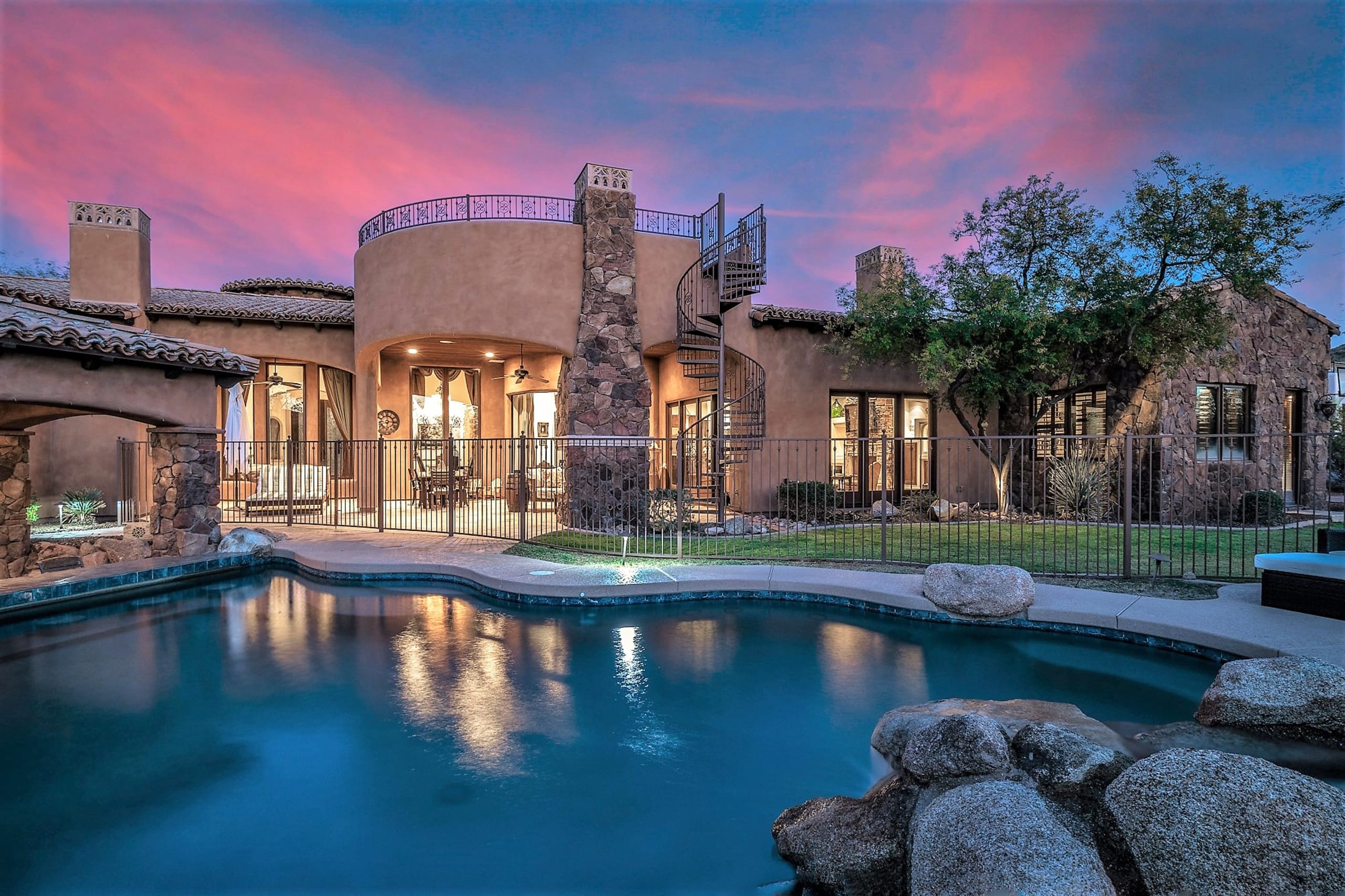 Christine Anthony - Your Luxury Real Estate Expert