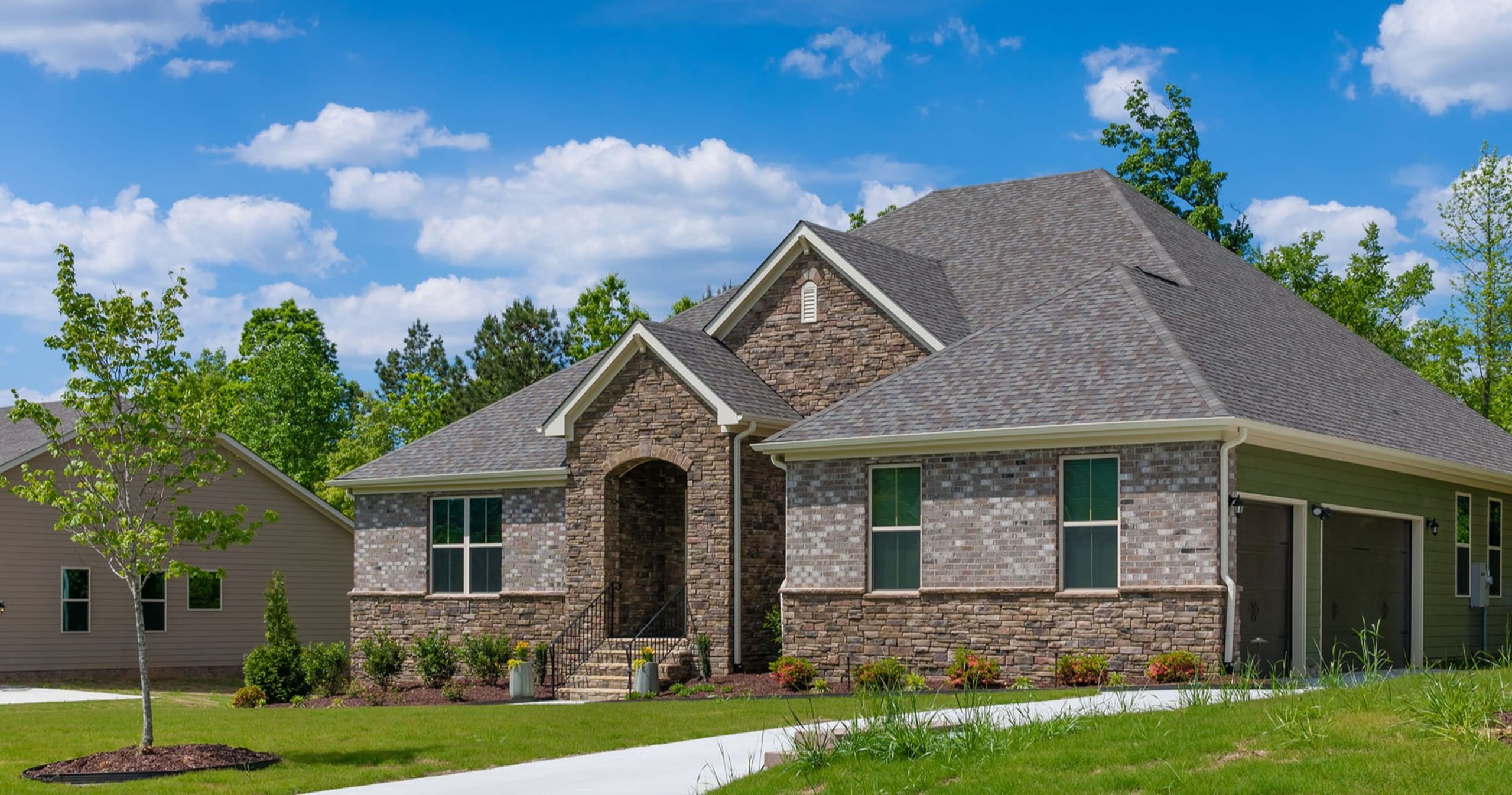 Navigate the Alabama Real Estate Market with the best local REALTORS ...