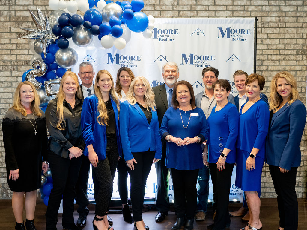 Homepage | Moore and Co., Realtors | Russellville, Arkansas - Finding ...