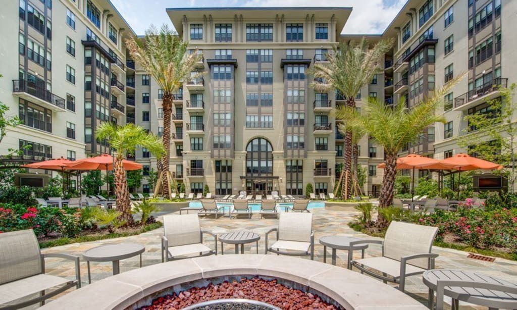 Houston - Because being different makes all the difference TM