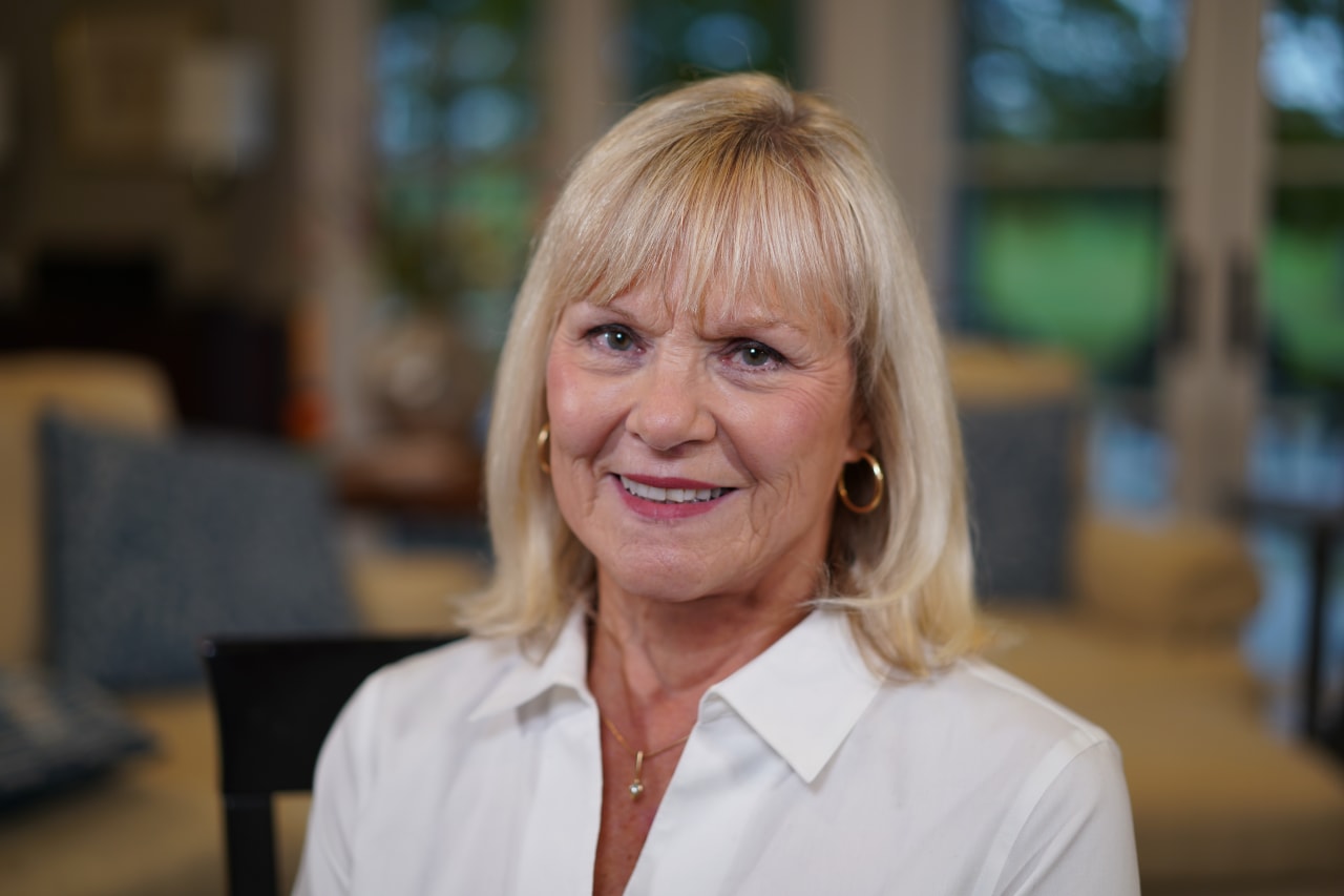 OUR TEAM - Agency Realtors