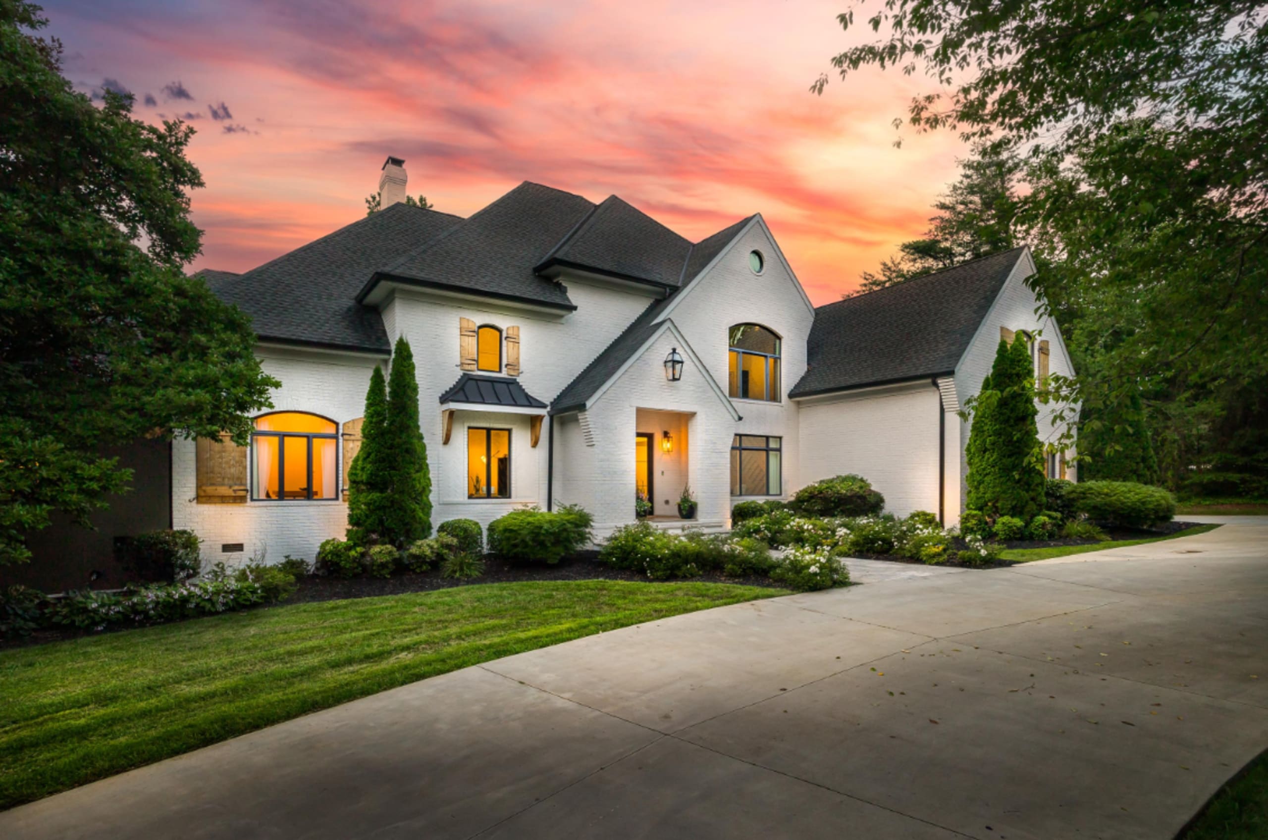 DM Properties & Associates - Real Estate Brokerage