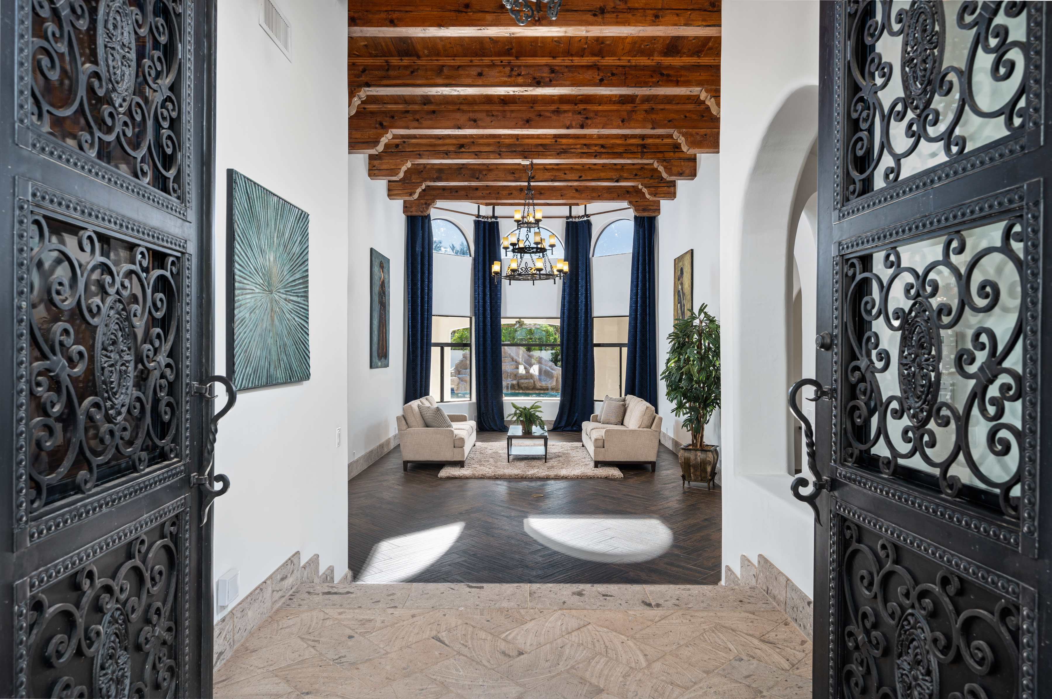 Dean & Nancy Mowry - Russ Lyon Sotheby's International Realty