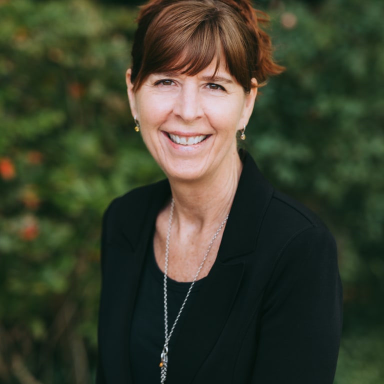 KELLY HOPPER - Our Local Experts make finding your dream home a snap!